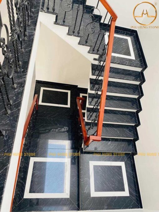 Đá ốp cầu thang đen rừng - Báo giá + TOP 10 mẫu đẹp