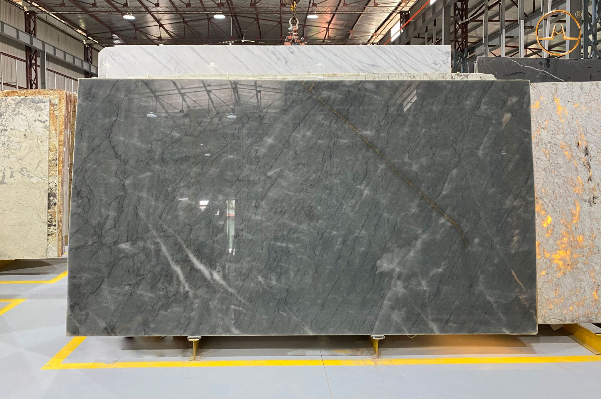 Đá Quartz Vibranium - PHÚ HƯNG STONE